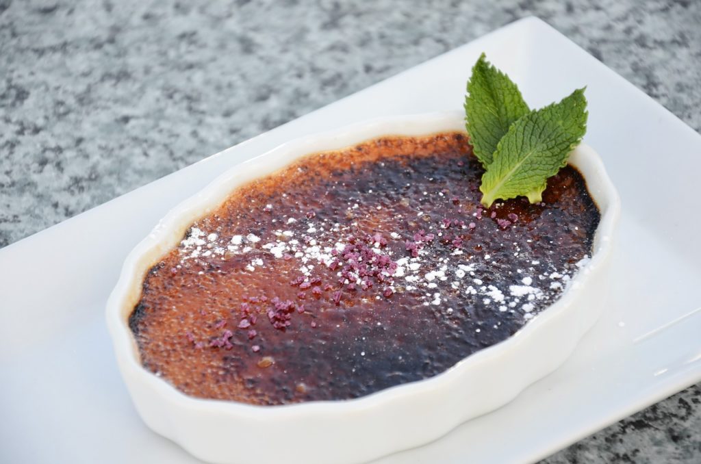 Recipe crema catalana (Catalan cream) | doitinspain.com